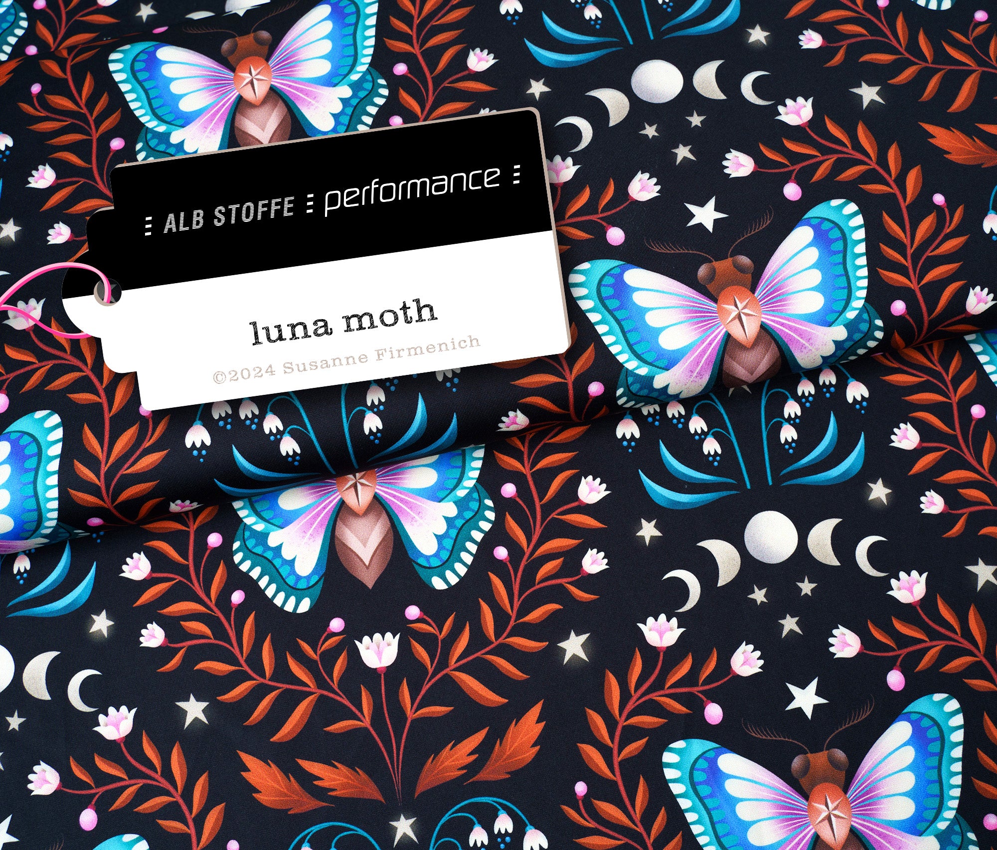 Performance - LUNA MOTH BLACK